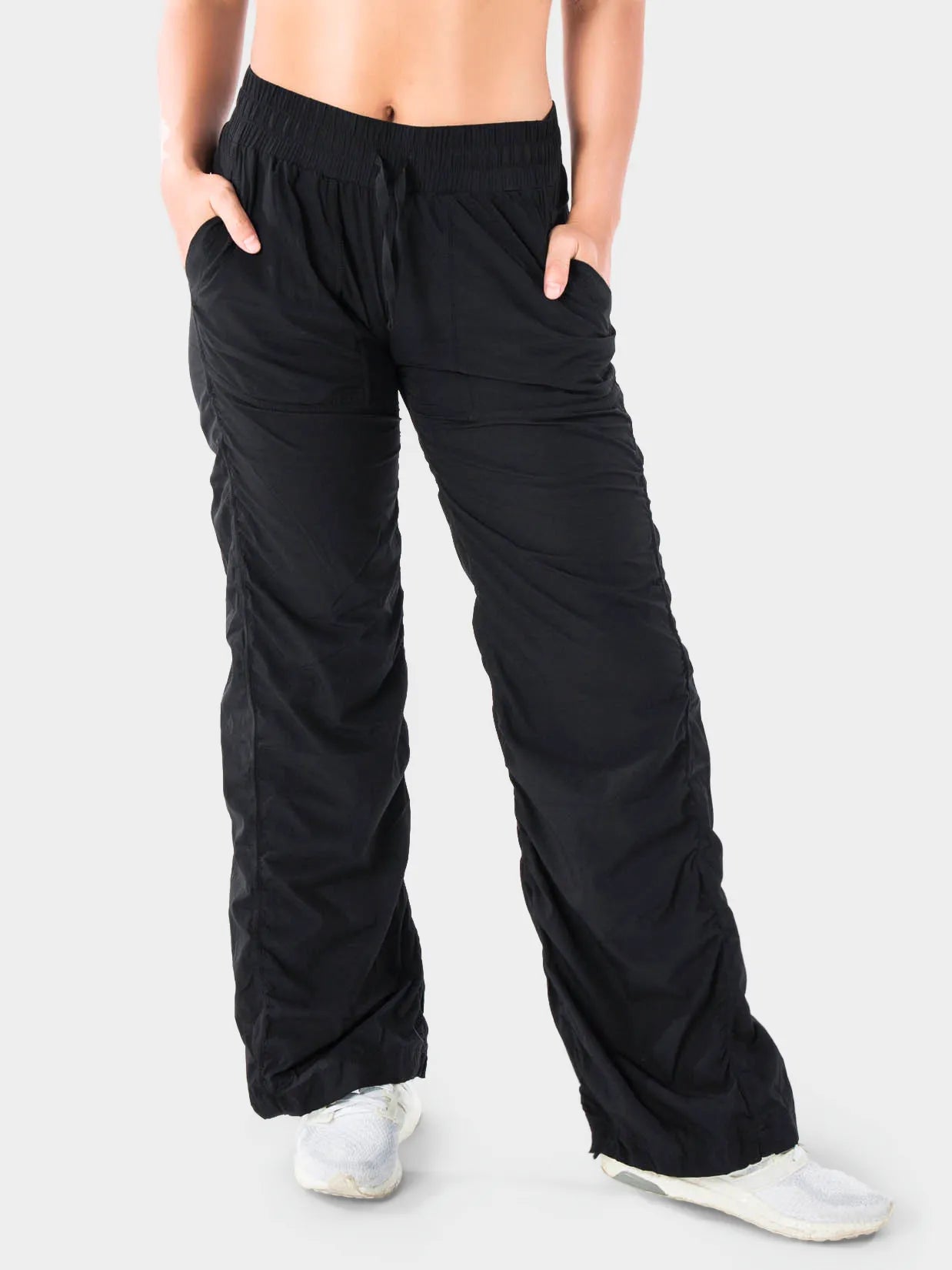 Lightweight Studio Travel Pants – Yogipace
